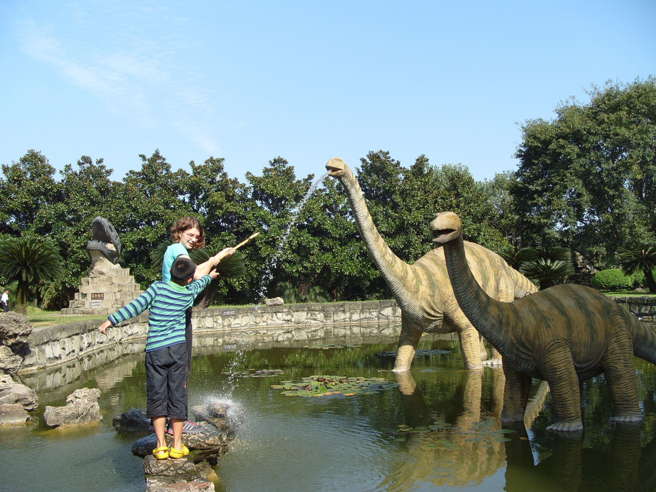 Fiberglass Shunosaurus CCAC-121 | Produce Animatronic Artworks for ...